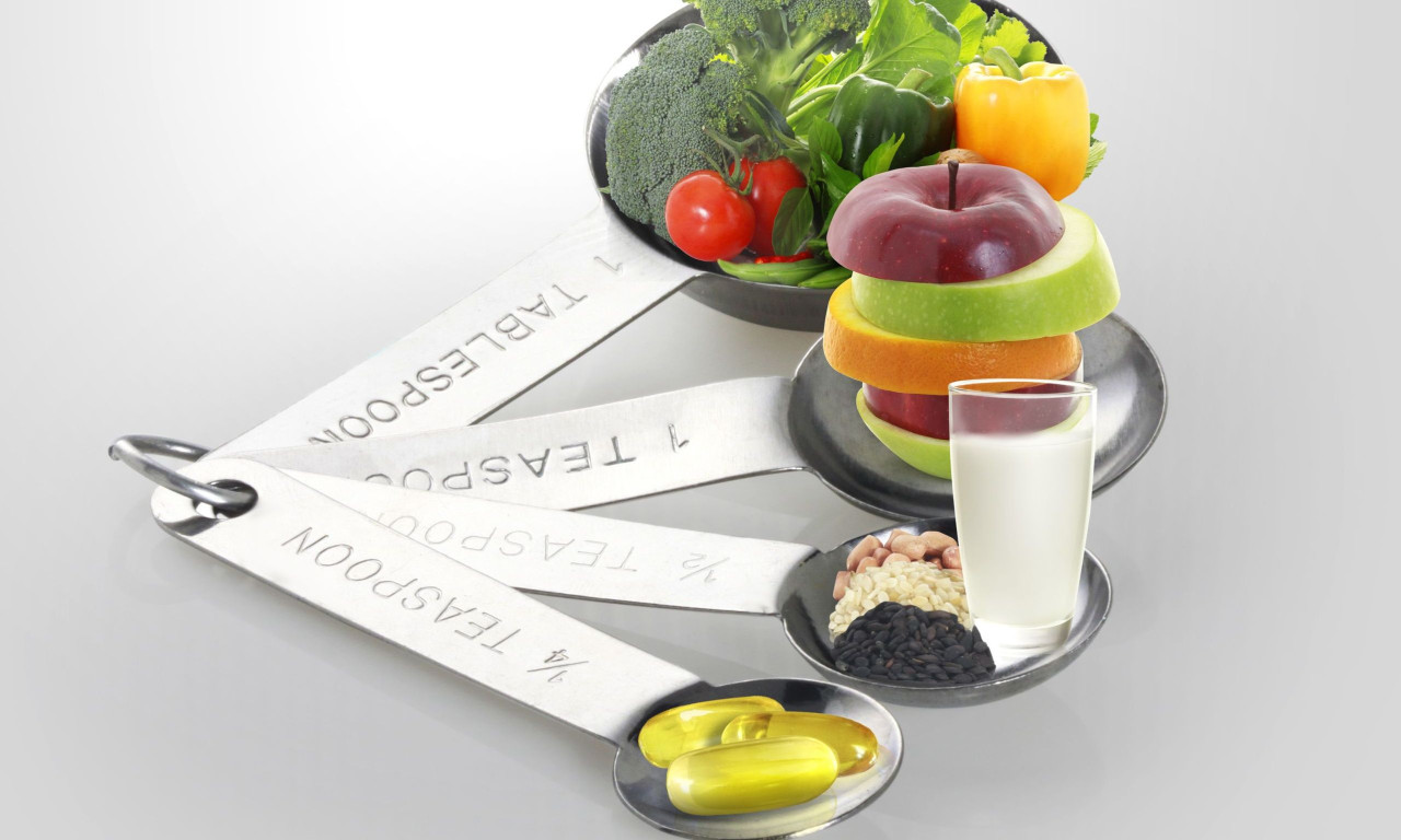 Βιταμίνες: Γιατί είναι προτιμότερο να τις λαμβάνετε από τις τροφές ...